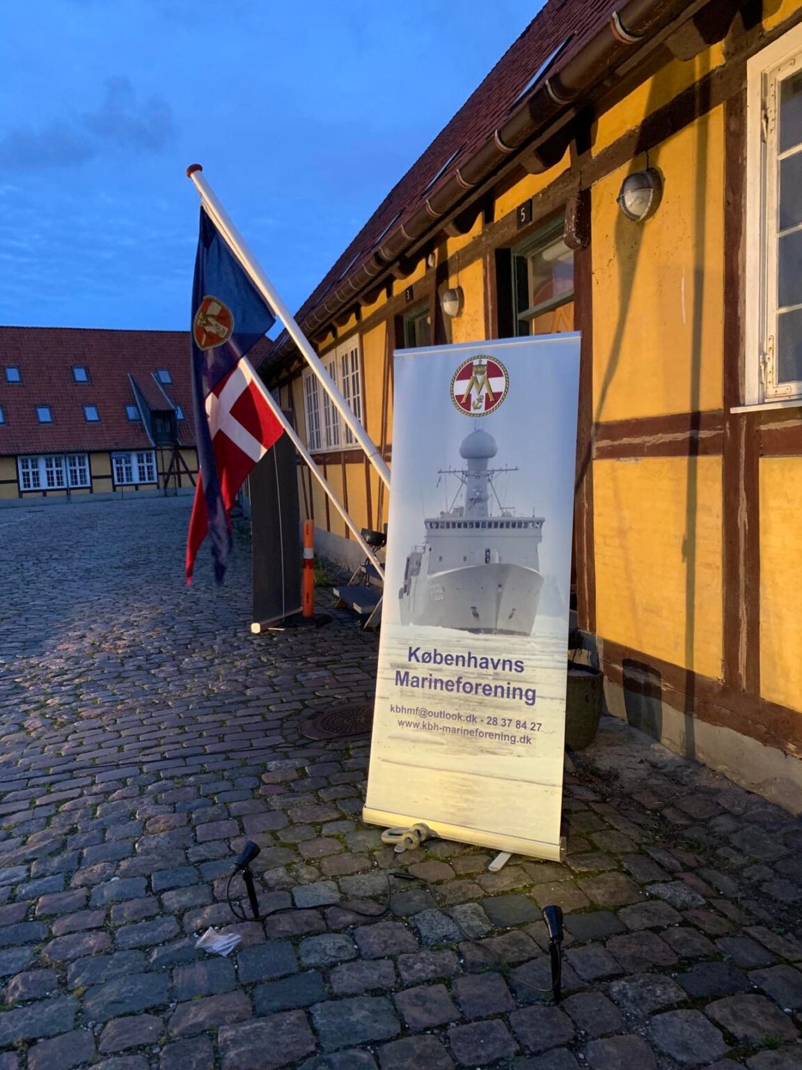 Foredrag Teddy Gerberg. Direktør for Forsvarets Mediecenter – Danmarks ...